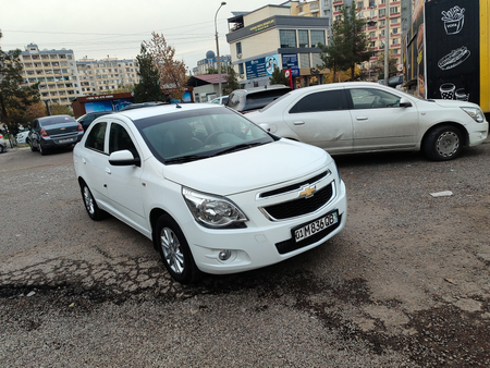 Cobalt avtomat 2021/22 metan 90 kaban 4 Italiya 65000 km yurgan 11900$