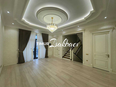 Центр Луначарского Дом 4 сотки | 7 ком | 600 м2