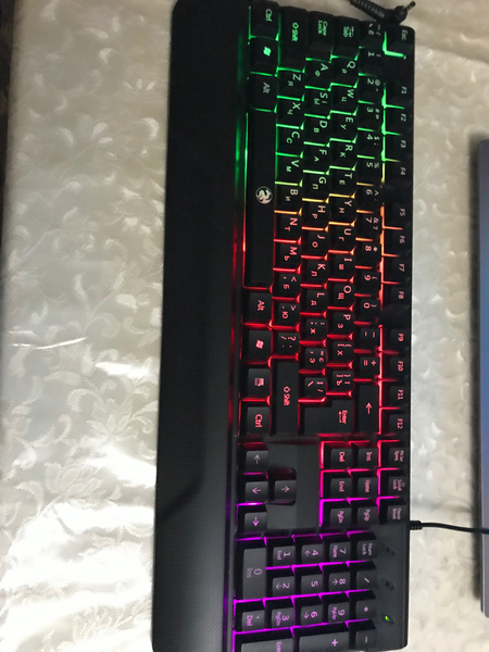 2E gaming klavuturasi yangi 3oy ishlatilgan