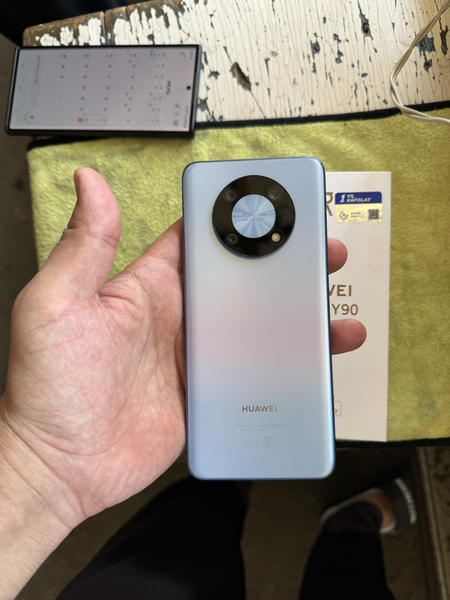 Huawey nova 90 pamit 4.128g holati ideal karopka dak bor