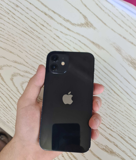 Iphone 12 xotirasi 64 gb yomkisti 87%