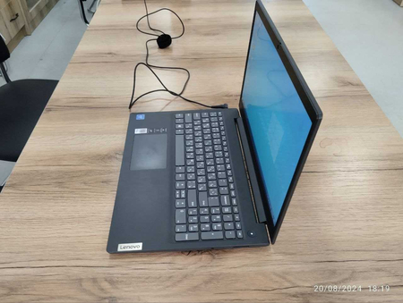 Lenovo noutbuk. yangi deyarli ishlatilmagan