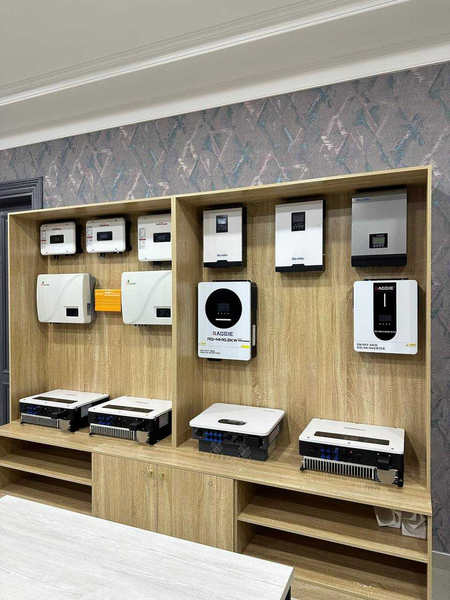 Quyosh panellari 540w 550w 560w, Akumulator sotuvda mavjud.
