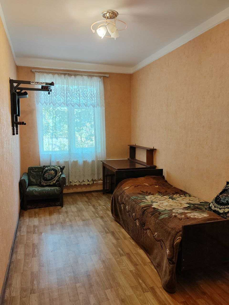 Продаётся квартира на торговом центре, Чиланзар-3 (М.Новза)