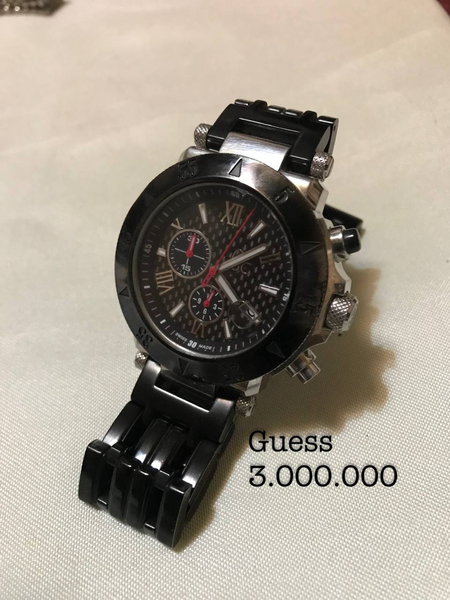GUESS, Rolex, HUBLOT часы sotiladi