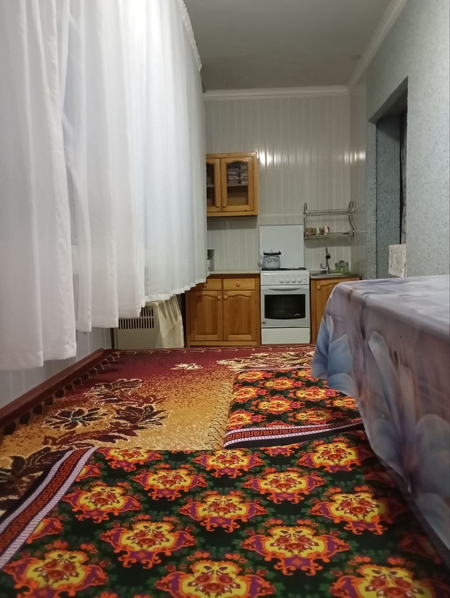 Шароитли катта бир хонали уй сотилади