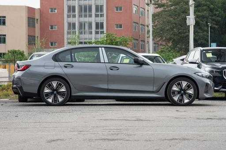 BMW i3 2023 yil 35 l
