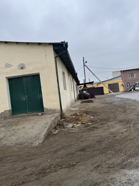 Нотурар бино ижарага берилади 800квм