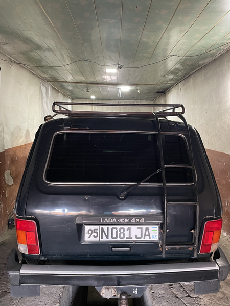 Niva 4x4 sotiladi