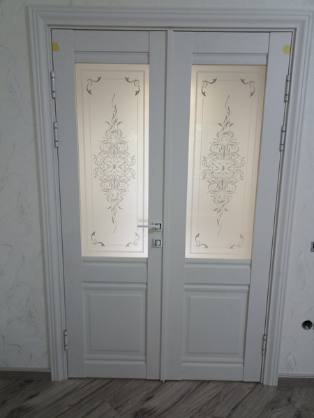 Установка межкомнатных дверей