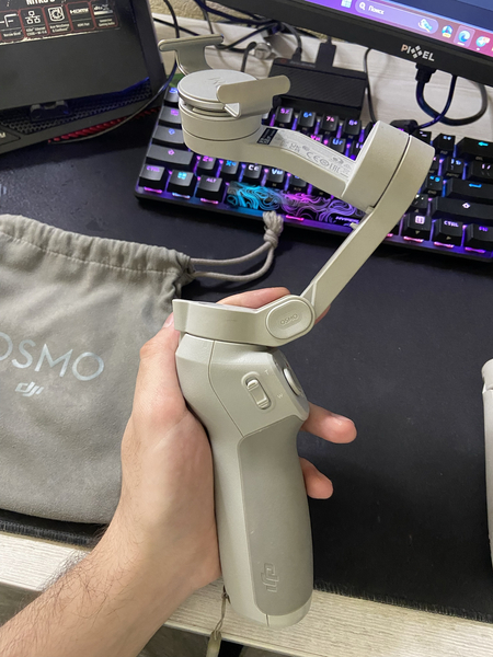 Стабилизатор DJI Osmo Mobile 4 SE