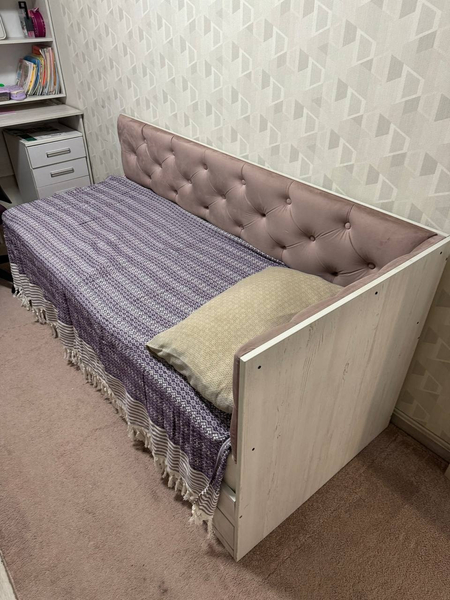 Продам подростковый кровать