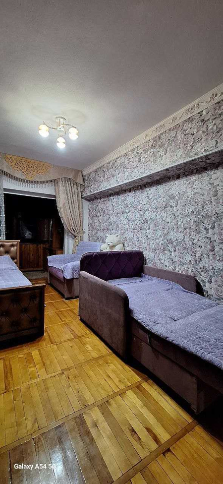 V3793 3/8/9 Шота Руставели Ор.р: океан  72м2 Средний ремонт