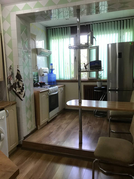 Продажа. Ц-5. 4-комн.