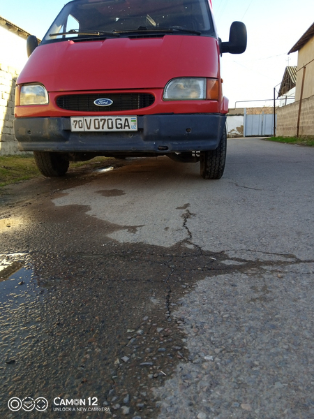 Ford tranzit sotiladi 1996yil metan