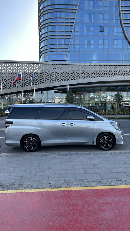Toyota vellfire Alphard