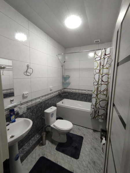 Продам квартиру Саламатина Яккасарай Евро ремонт есть Арендатор за 700