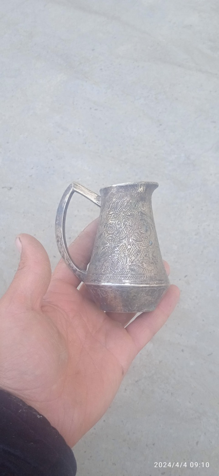 Salom antikvar narsalar sotaman