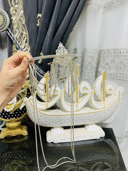 Kelinlik uchun abadoklar