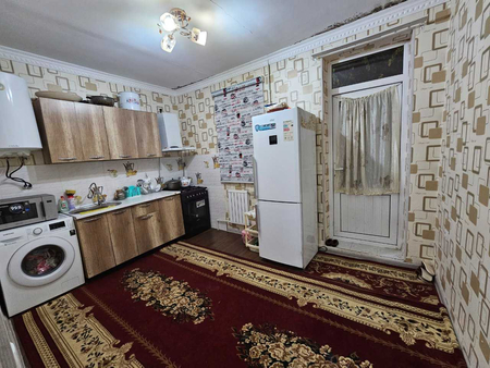 2 Сотихли Намунали уй коттеджи сотилади! +2 сотих бог килишга ери бор.