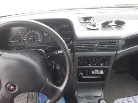 Nexia 1 2004 yil xamma joyi radnoy 100% probegi xalol 95000