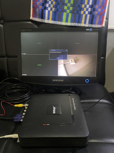 Dvr 4 kanalniy manitori birga