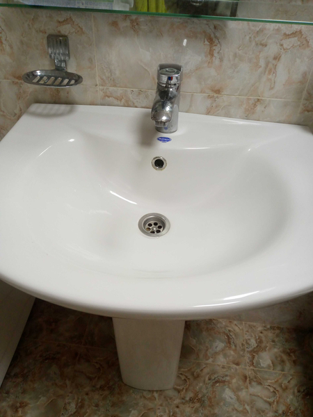 Водоэмульсия краска Hayat Premium примерно 20кг цвет персиковый