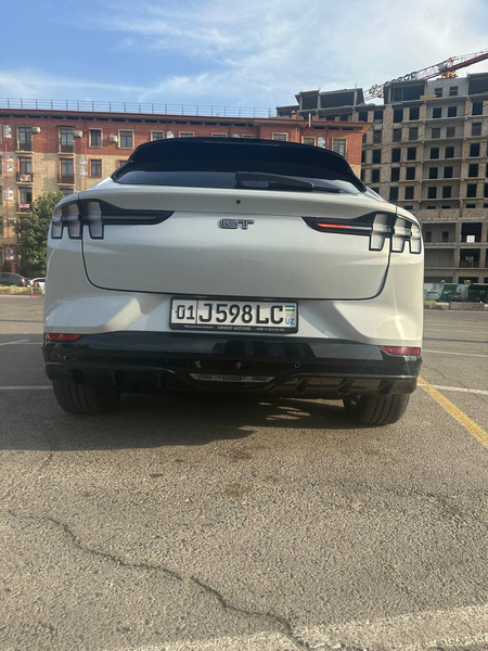 Мустанг 2023 электромобиль