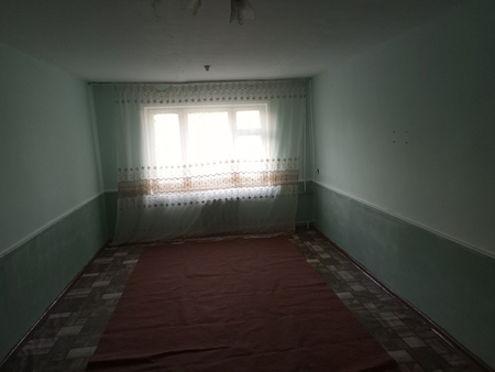 Opshejet 1 honadan iborat Honada Telvezor bor gilam bor maklerskiy bor
