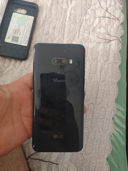 LG V50S 8/256 sotiladi holati 10dan 9