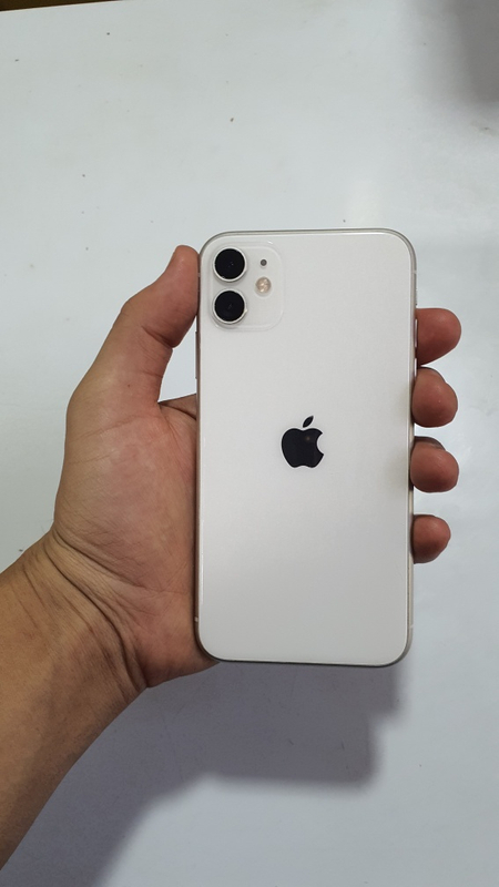 Iphone 11  64 gb