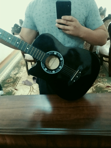 Gitara (acoustic)