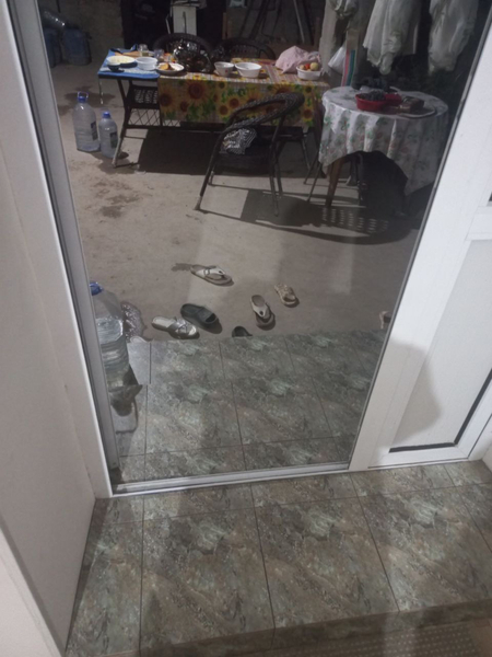 Hovli 9 sotix Studentlarga Oilaga Beriladi
