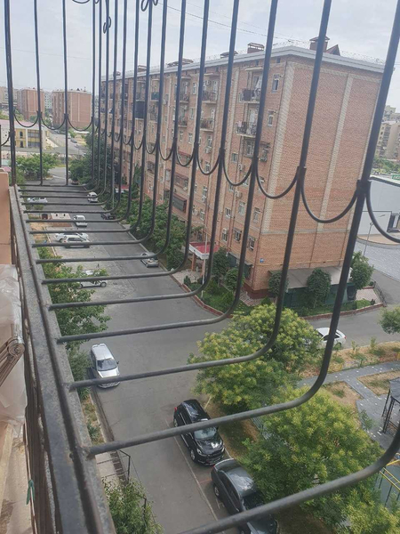 Срочно продается квартира 3-х комнатный в Сергели 5А