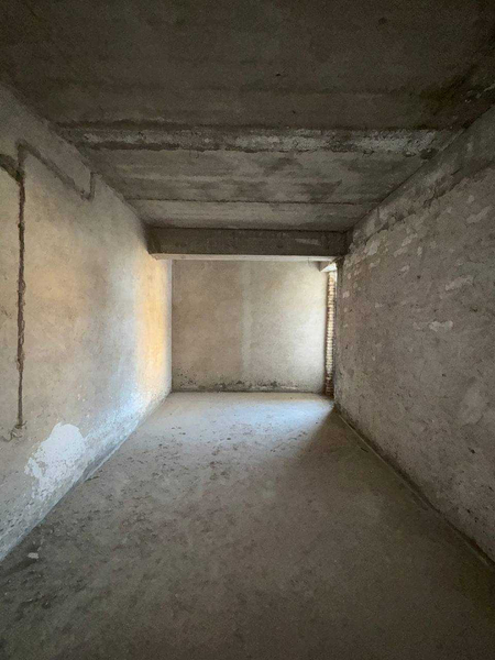 3 xonali 3-qavat 7 qavatli liftli dom
yangi g’ishtli 90m2