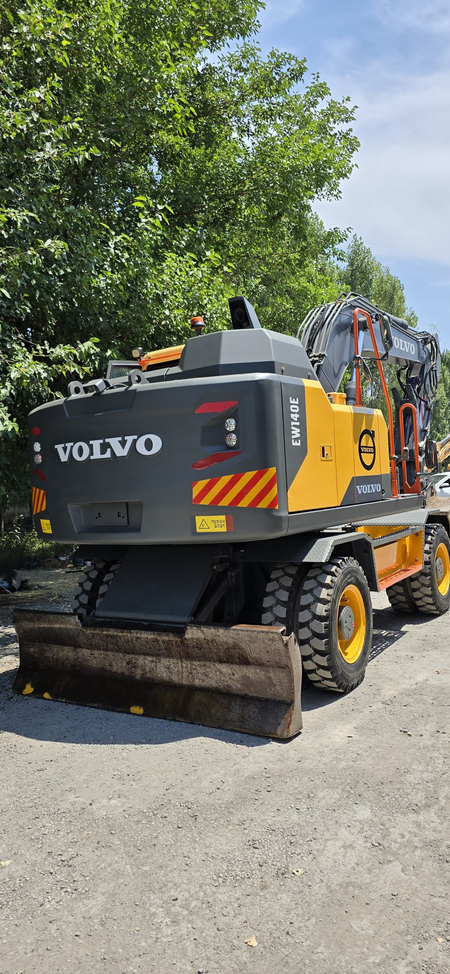 VOLVO EW140E Sotiladi