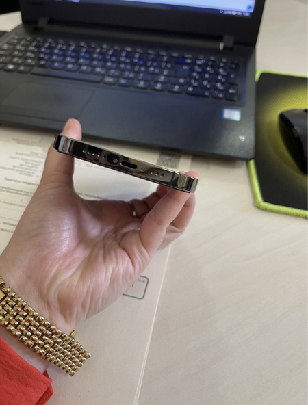 Iphone 12 pro sotiladi