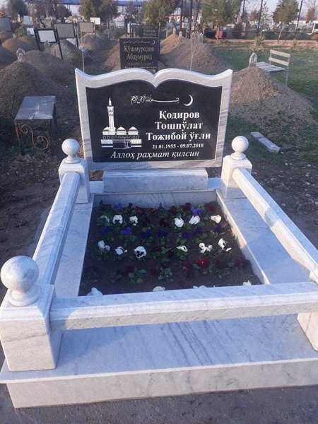 памятники надгробний