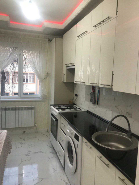 А317 Сдается квартира на Новзе