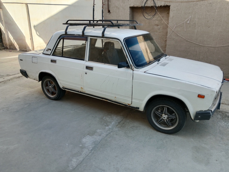 Газ 2105 Жигули..