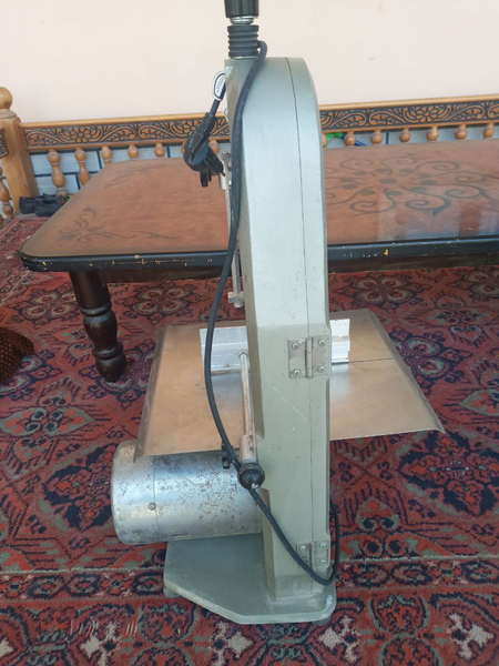 Suyak kesadigan arra elektrichisni