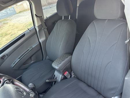 spark sotiladi 2015 yil 52000 km yurgan