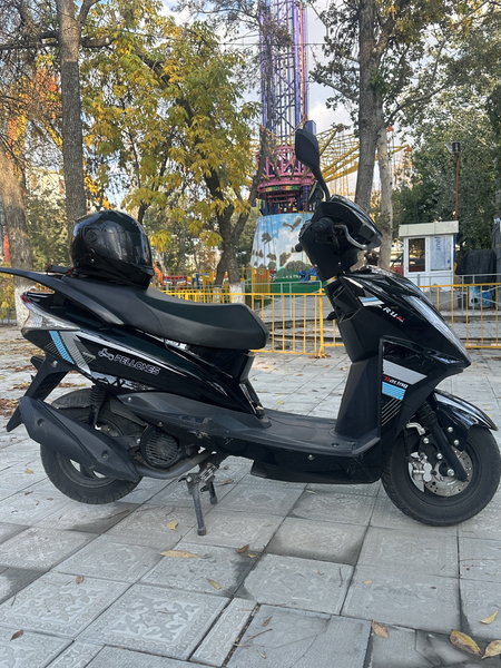 Skuter 120km/h 150kuba