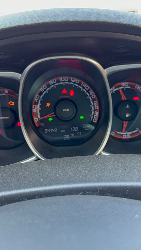 Lada Vesta Cross 1.8 full