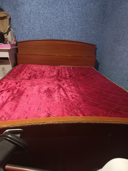 Срочно продаётся спальный комплект
