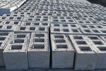 Шлака блок сотилади 2100 сум