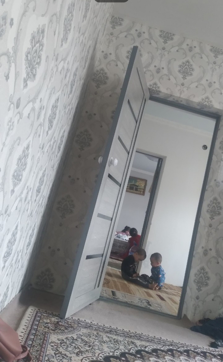 Срочно продаются Бектемир район 4сотик 5комната