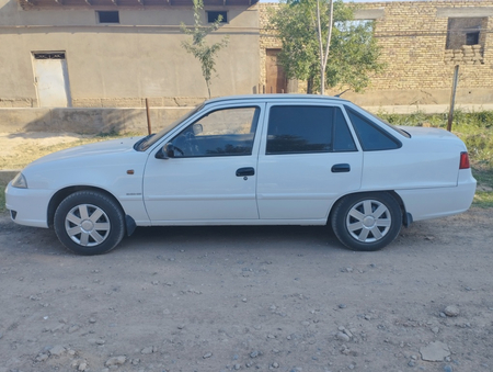 Nexia 2 sotiladi