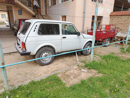 Neva mashina sotiladi 2019 yurgani 110000