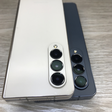 Samsung S20 Plus 12/256Gb